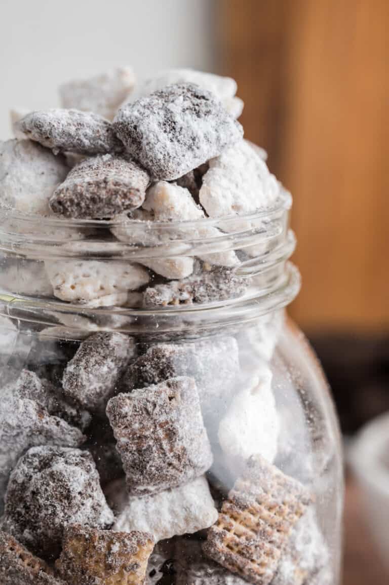 Cookies and Cream Muddy Buddies Recipe - Barefoot In The Pines